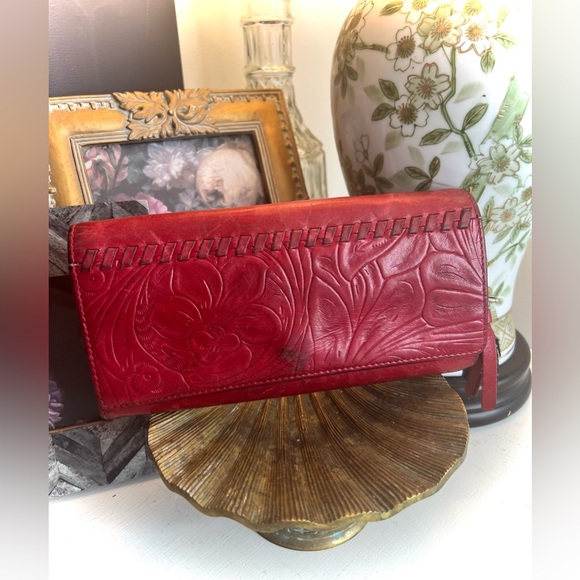HOBO | Bags | Vintage Red Hobo Tooled Red Leather Floral Wallet | Poshmark